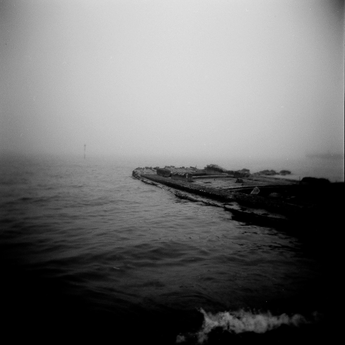 Square V - Decode Gallery